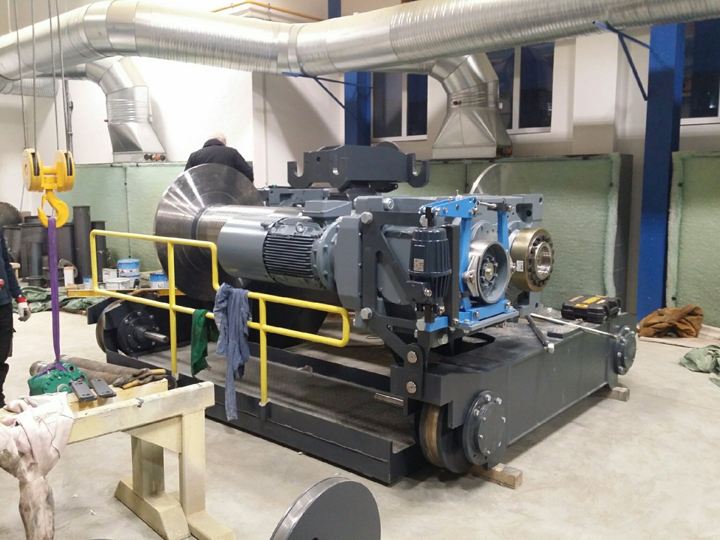 Auxiliary lift located on a special winch | SLT components s.r.o.