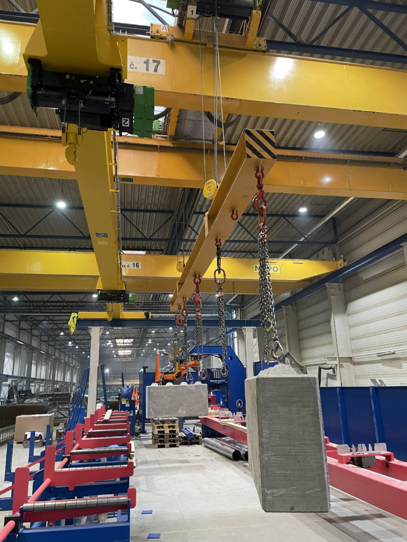 Bridge crane as a part of an automatic production line | SLT components ...