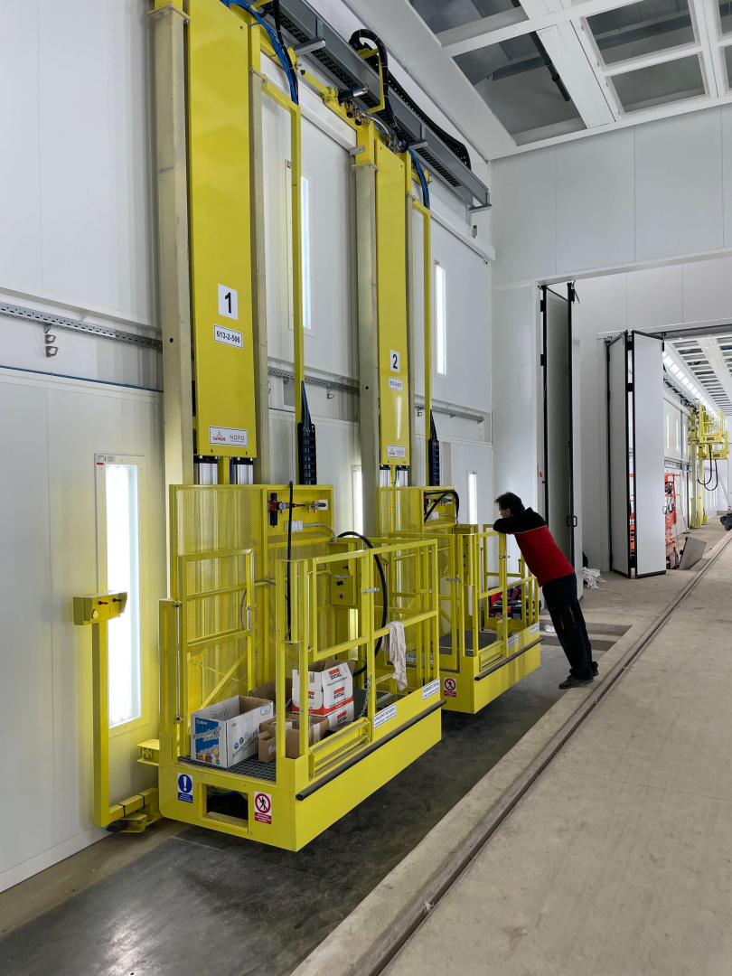 Energy supply for painting platform | SLT components s.r.o.