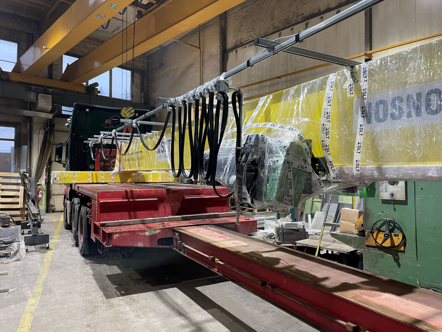 Production bridge crane | SLT components s.r.o.