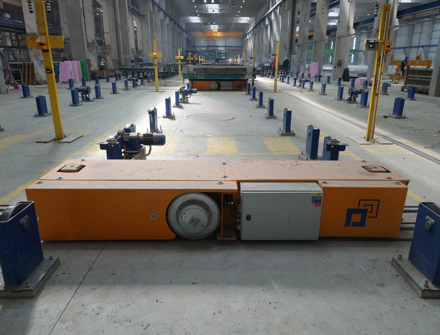 Rail guided transport vehicle | SLT components s.r.o.